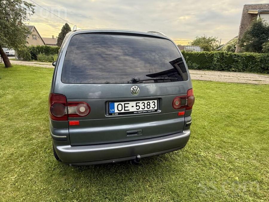 Pelēks Volkswagen Sharan 2009 Rīga, ar dzinēja tilpumu 2.00 L un nobraukumu 0 tūkst. km par 2700 €, foto 5 vietnē AUTOMOTO.COM.LV
