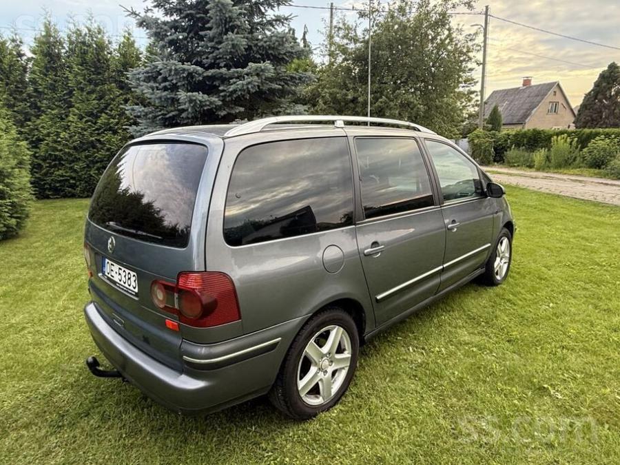 Pelēks Volkswagen Sharan 2009 Rīga, ar dzinēja tilpumu 2.00 L un nobraukumu 0 tūkst. km par 2700 €, foto 6 vietnē AUTOMOTO.COM.LV