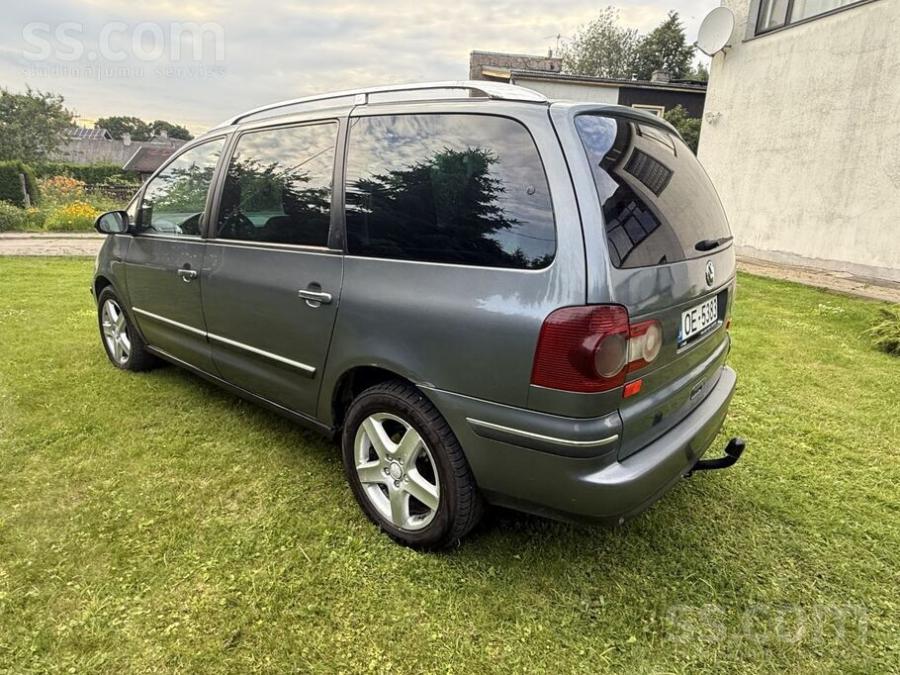 Pelēks Volkswagen Sharan 2009 Rīga, ar dzinēja tilpumu 2.00 L un nobraukumu 0 tūkst. km par 2700 €, foto 14 vietnē AUTOMOTO.COM.LV