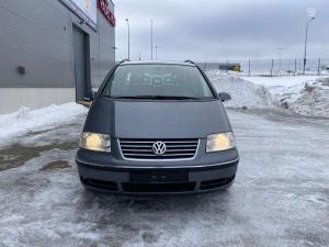 Grey Volkswagen Sharan 2009 in Kaunas, with an engine capacity of 1.97 L and mileage of 259 thousand km for 4300 €, photo 2 on AUTOMOTO.COM.LV