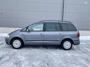 Grey Volkswagen Sharan 2009 in Kaunas, with an engine capacity of 1.97 L and mileage of 259 thousand km for 4300 €, photo 7 on AUTOMOTO.COM.LV