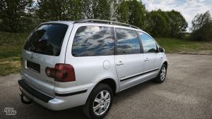 Grey Volkswagen Sharan 2009 in Marijampole, with an engine capacity of 2.00 L and mileage of 262 thousand km for 4450 €, photo 5 on AUTOMOTO.COM.LV