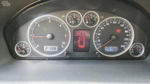 Grey Volkswagen Sharan 2009 in Marijampole, with an engine capacity of 2.00 L and mileage of 262 thousand km for 4450 €, photo 19 on AUTOMOTO.COM.LV