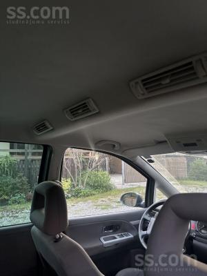 Grey Volkswagen Sharan 2009 in Riga, with an engine capacity of 1.90 L and mileage of 320 thousand km for 3850 €, photo 13 on AUTOMOTO.COM.LV