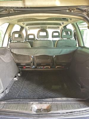 Grey Volkswagen Sharan 2009 in Riga, with an engine capacity of 1.90 L and mileage of 320 thousand km for 4450 €, photo 7 on AUTOMOTO.COM.LV