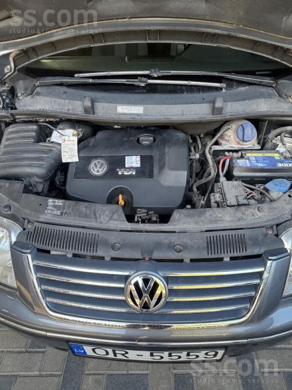 Grey Volkswagen Sharan 2009 in Riga, with an engine capacity of 1.90 L and mileage of 320 thousand km for 4450 €, photo 11 on AUTOMOTO.COM.LV