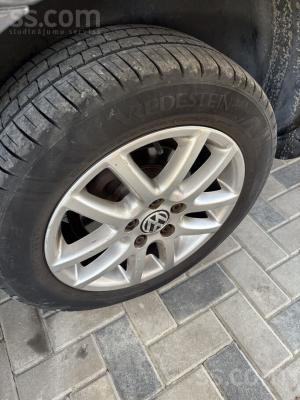 Grey Volkswagen Sharan 2009 in Riga, with an engine capacity of 1.90 L and mileage of 320 thousand km for 4450 €, photo 15 on AUTOMOTO.COM.LV