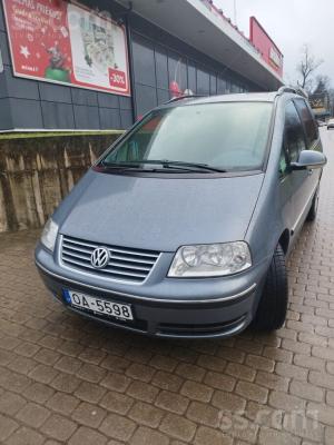 Grey Volkswagen Sharan 2010 in Rezekne, with an engine capacity of 1.90 L and mileage of 315 thousand km for 3500 €, photo  on AUTOMOTO.COM.LV