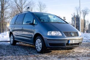 Grey Volkswagen Sharan 2010 in Jelgava, with an engine capacity of 1.90 L and mileage of 317 thousand km for 3900 €, photo  on AUTOMOTO.COM.LV