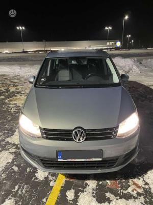 Pelēks Volkswagen Sharan 2010 Kauņa, ar dzinēja tilpumu 1.97 L un nobraukumu 403 tūkst. km par 5200 €, foto 6 vietnē AUTOMOTO.COM.LV