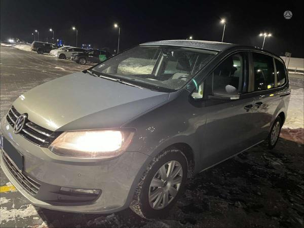 Grey Volkswagen Sharan 2010 in Kaunas, with an engine capacity of 1.97 L and mileage of 403 thousand km for 5200 €, photo 7 on AUTOMOTO.COM.LV