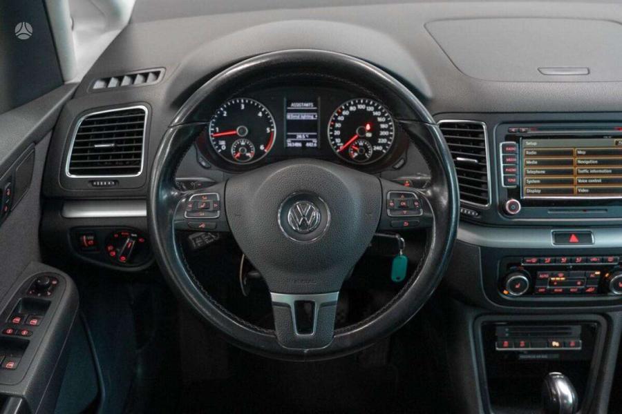Pelēks Volkswagen Sharan 2010 Viļņa, ar dzinēja tilpumu 2.00 L un nobraukumu 363 tūkst. km par 6500 €, foto 10 vietnē AUTOMOTO.COM.LV