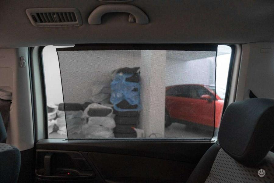 Pelēks Volkswagen Sharan 2010 Viļņa, ar dzinēja tilpumu 2.00 L un nobraukumu 363 tūkst. km par 6500 €, foto 21 vietnē AUTOMOTO.COM.LV