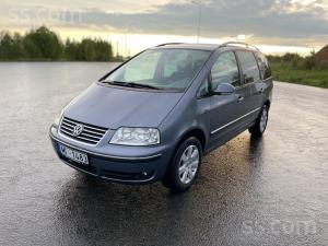 Grey Volkswagen Sharan 2010 in Rezekne, with an engine capacity of 2.00 L and mileage of 285 thousand km for 4850 €, photo  on AUTOMOTO.COM.LV