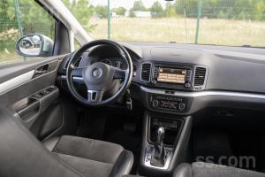 Grey Volkswagen Sharan 2010 in Riga, with an engine capacity of 2.00 L and mileage of 343 thousand km for 5890 €, photo 12 on AUTOMOTO.COM.LV