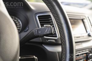 Grey Volkswagen Sharan 2010 in Riga, with an engine capacity of 2.00 L and mileage of 343 thousand km for 5890 €, photo 14 on AUTOMOTO.COM.LV