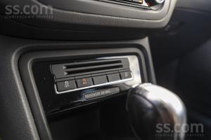 Grey Volkswagen Sharan 2010 in Riga, with an engine capacity of 2.00 L and mileage of 343 thousand km for 5890 €, photo 18 on AUTOMOTO.COM.LV