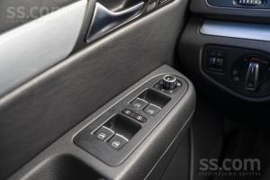 Grey Volkswagen Sharan 2010 in Riga, with an engine capacity of 2.00 L and mileage of 343 thousand km for 5890 €, photo 20 on AUTOMOTO.COM.LV