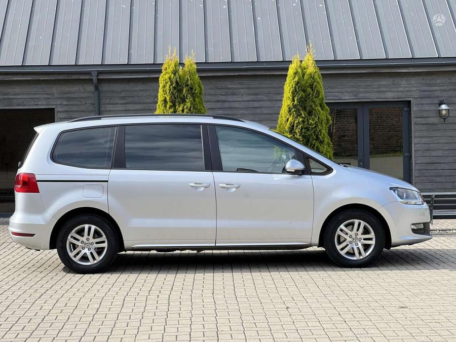 Pelēks Volkswagen Sharan 2010 Kėdainiai, ar dzinēja tilpumu 1.39 L un nobraukumu 207 tūkst. km par 5850 €, foto 7 vietnē AUTOMOTO.COM.LV