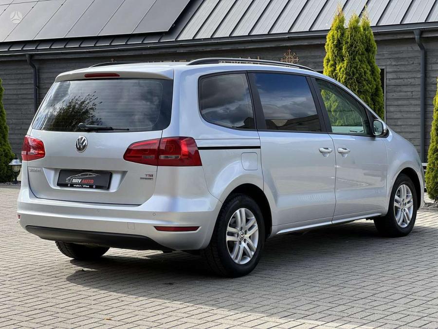 Pelēks Volkswagen Sharan 2010 Kėdainiai, ar dzinēja tilpumu 1.39 L un nobraukumu 207 tūkst. km par 5850 €, foto 8 vietnē AUTOMOTO.COM.LV