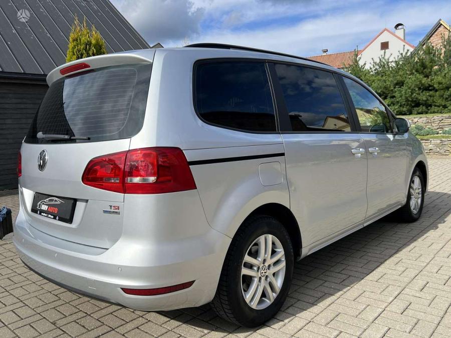 Pelēks Volkswagen Sharan 2010 Kėdainiai, ar dzinēja tilpumu 1.39 L un nobraukumu 207 tūkst. km par 5850 €, foto 18 vietnē AUTOMOTO.COM.LV