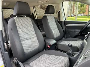 Pelēks Volkswagen Sharan 2010 Kėdainiai, ar dzinēja tilpumu 1.39 L un nobraukumu 207 tūkst. km par 5850 €, foto 27 vietnē AUTOMOTO.COM.LV