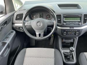 Pelēks Volkswagen Sharan 2010 Kėdainiai, ar dzinēja tilpumu 1.39 L un nobraukumu 207 tūkst. km par 5850 €, foto 29 vietnē AUTOMOTO.COM.LV