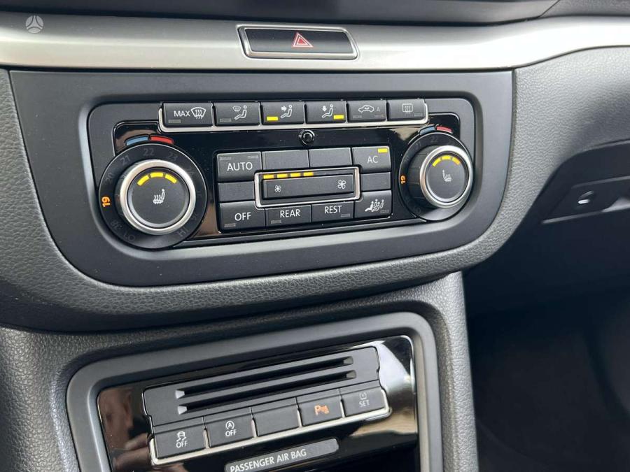 Pelēks Volkswagen Sharan 2010 Kėdainiai, ar dzinēja tilpumu 1.39 L un nobraukumu 207 tūkst. km par 5850 €, foto 33 vietnē AUTOMOTO.COM.LV