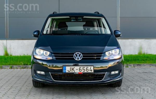 Grey Volkswagen Sharan 2011 in Riga, with an engine capacity of 2.00 L and mileage of 317 thousand km for 7490 €, photo 2 on AUTOMOTO.COM.LV