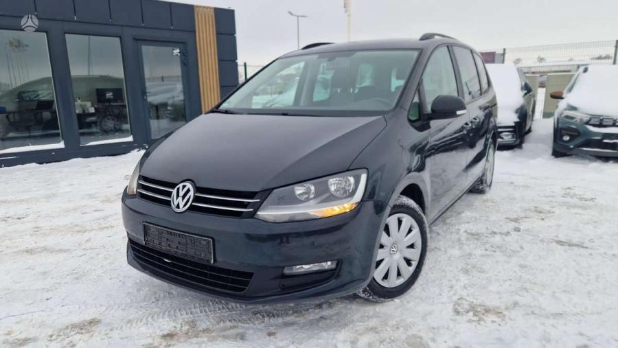 Pelēks Volkswagen Sharan 2011 Marijampole, ar dzinēja tilpumu 1.97 L un nobraukumu 268 tūkst. km par 6850 €, foto 2 vietnē AUTOMOTO.COM.LV