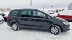 Pelēks Volkswagen Sharan 2011 Marijampole, ar dzinēja tilpumu 1.97 L un nobraukumu 268 tūkst. km par 6850 €, foto 5 vietnē AUTOMOTO.COM.LV