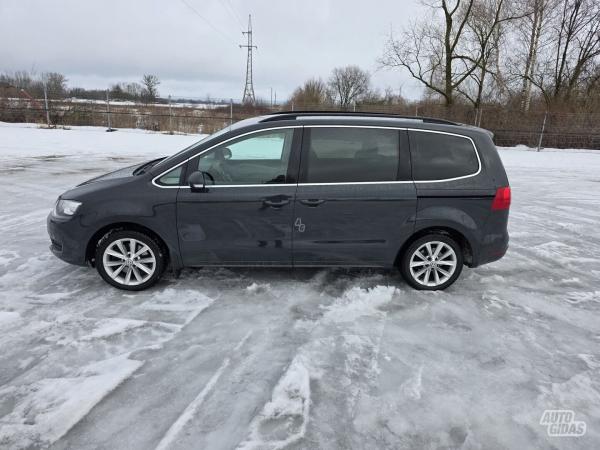 Pelēks Volkswagen Sharan 2011 Marijampole, ar dzinēja tilpumu 2.00 L un nobraukumu 305 tūkst. km par 6299 €, foto 8 vietnē AUTOMOTO.COM.LV