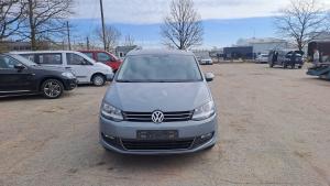 Pelēks Volkswagen Sharan 2011 Viļņa, ar dzinēja tilpumu 1.40 L un nobraukumu 285 tūkst. km par 6350 €, foto  vietnē AUTOMOTO.COM.LV