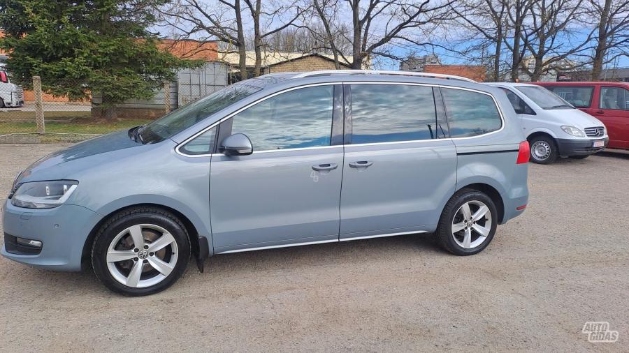Pelēks Volkswagen Sharan 2011 Viļņa, ar dzinēja tilpumu 1.40 L un nobraukumu 285 tūkst. km par 6350 €, foto 6 vietnē AUTOMOTO.COM.LV