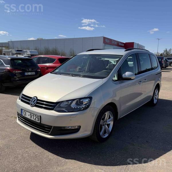 Grey Volkswagen Sharan 2011 in Daugavpils, with an engine capacity of 1.40 L and mileage of 252 thousand km for 8250 €, photo 1 on AUTOMOTO.COM.LV