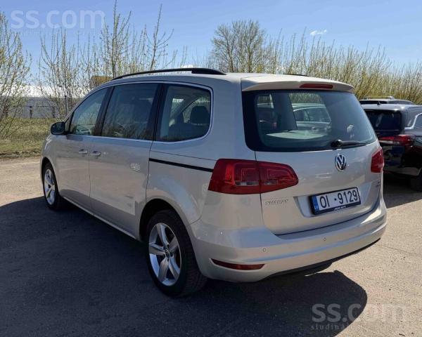 Grey Volkswagen Sharan 2011 in Daugavpils, with an engine capacity of 1.40 L and mileage of 252 thousand km for 8250 €, photo 3 on AUTOMOTO.COM.LV