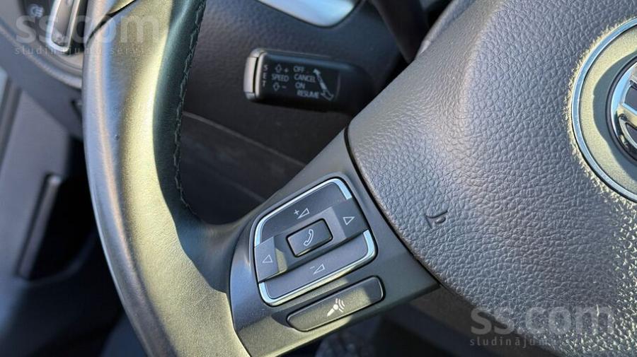Grey Volkswagen Sharan 2011 in Riga, with an engine capacity of 1.40 L and mileage of 213 thousand km for 7000 €, photo 15 on AUTOMOTO.COM.LV