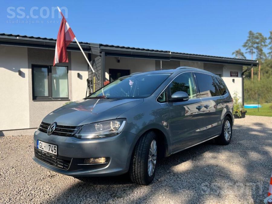 Grey Volkswagen Sharan 2011 in Riga, with an engine capacity of 1.40 L and mileage of 213 thousand km for 7000 €, photo 25 on AUTOMOTO.COM.LV
