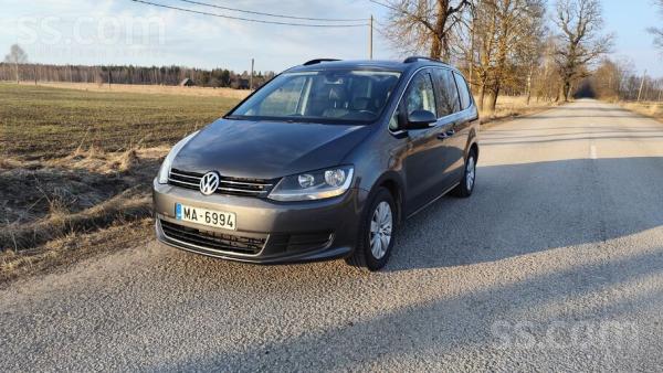 Grey Volkswagen Sharan 2011 in Madona, with an engine capacity of 2.00 L and mileage of 380 thousand km for 6400 €, photo 1 on AUTOMOTO.COM.LV