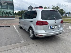 Pelēks Volkswagen Sharan 2011 Panevēža, ar dzinēja tilpumu 2.00 L un nobraukumu 273 tūkst. km par 6600 €, foto 3 vietnē AUTOMOTO.COM.LV