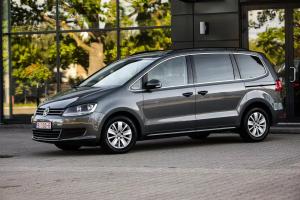Pelēks Volkswagen Sharan 2011 Jelgava, ar dzinēja tilpumu 2.00 L un nobraukumu 288 tūkst. km par 7990 €, foto 5 vietnē AUTOMOTO.COM.LV