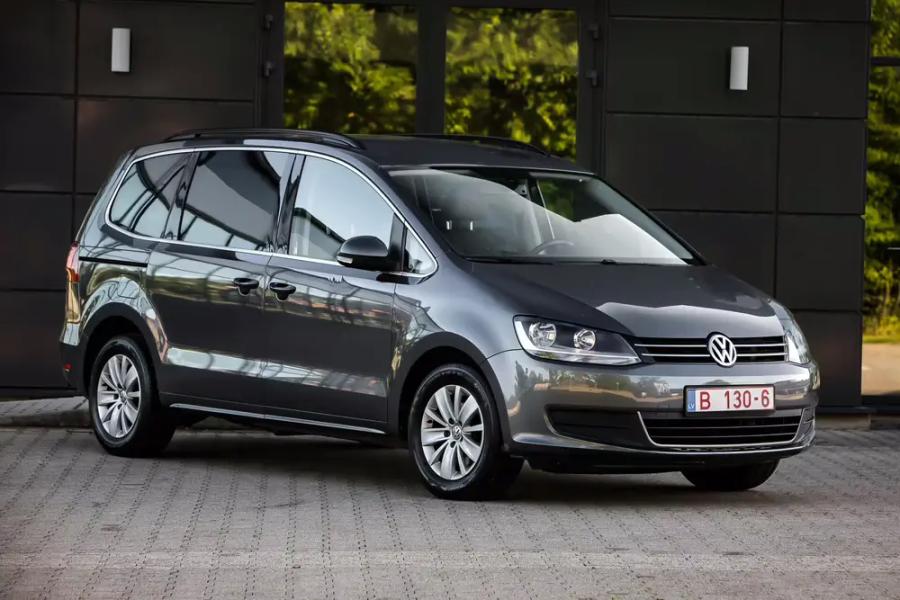 Pelēks Volkswagen Sharan 2011 Jelgava, ar dzinēja tilpumu 2.00 L un nobraukumu 288 tūkst. km par 7990 €, foto 8 vietnē AUTOMOTO.COM.LV