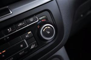 Pelēks Volkswagen Sharan 2011 Jelgava, ar dzinēja tilpumu 2.00 L un nobraukumu 288 tūkst. km par 7990 €, foto 29 vietnē AUTOMOTO.COM.LV