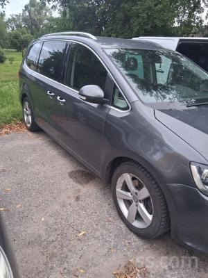 Pelēks Volkswagen Sharan 2011 Valmiera, ar dzinēja tilpumu 2.00 L un nobraukumu 515 tūkst. km par 2500 €, foto 7 vietnē AUTOMOTO.COM.LV