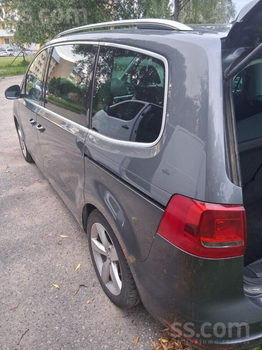 Pelēks Volkswagen Sharan 2011 Valmiera, ar dzinēja tilpumu 2.00 L un nobraukumu 515 tūkst. km par 2500 €, foto 10 vietnē AUTOMOTO.COM.LV