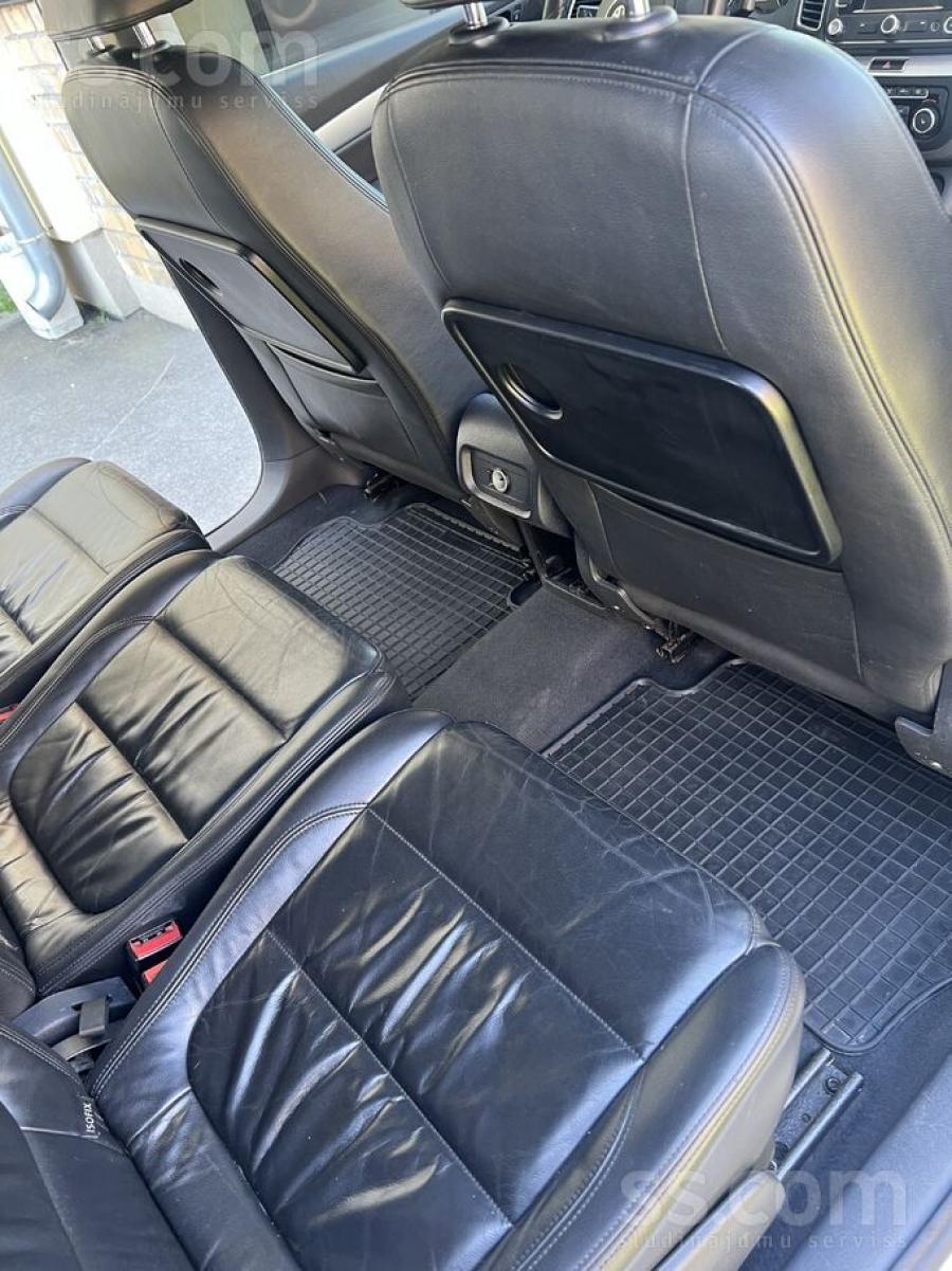 Pelēks Volkswagen Sharan 2011 Tukums, ar dzinēja tilpumu 2.00 L un nobraukumu 380 tūkst. km par 6800 €, foto 9 vietnē AUTOMOTO.COM.LV