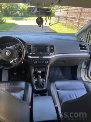 Pelēks Volkswagen Sharan 2011 Tukums, ar dzinēja tilpumu 2.00 L un nobraukumu 380 tūkst. km par 6800 €, foto 11 vietnē AUTOMOTO.COM.LV