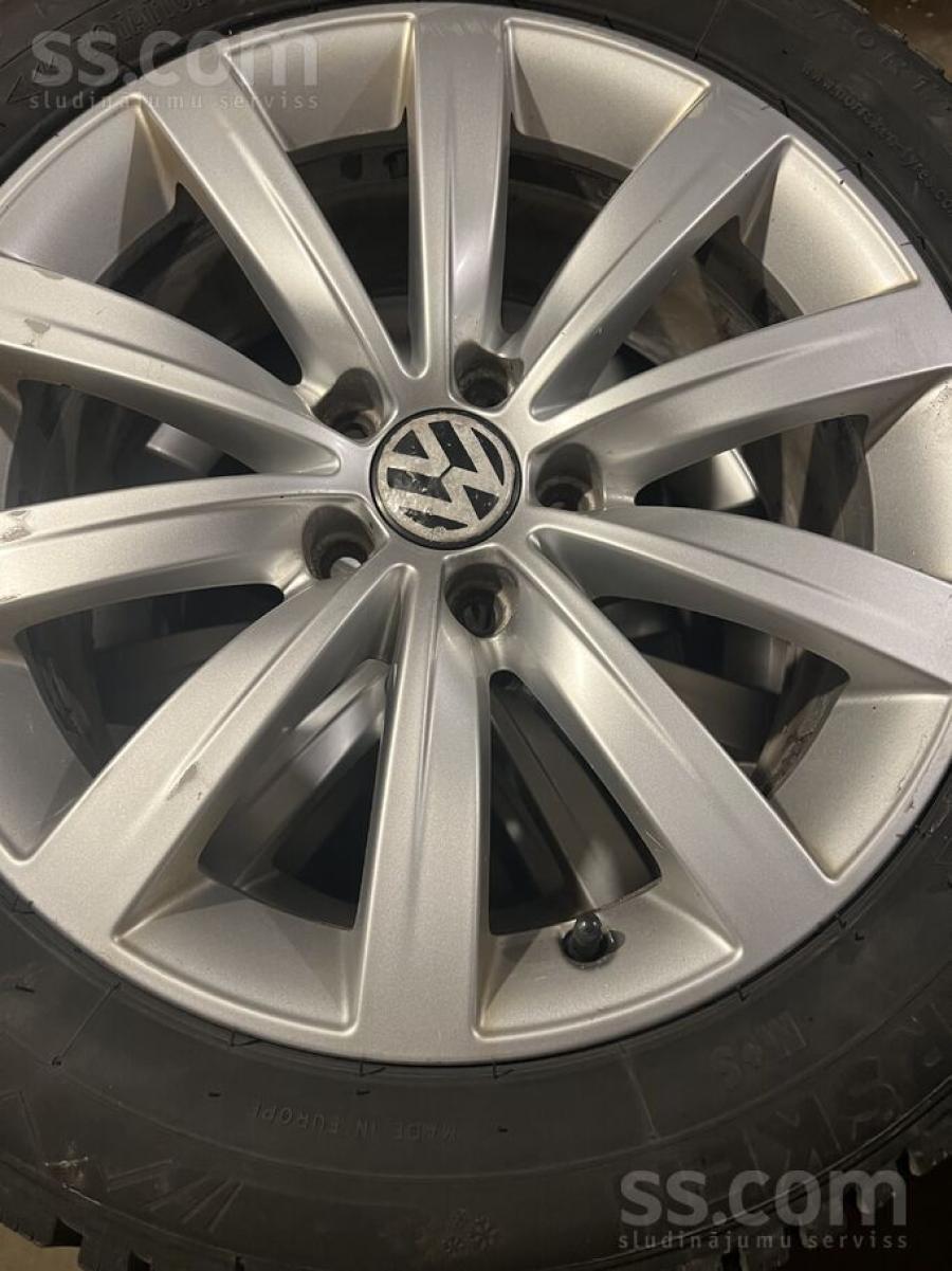 Pelēks Volkswagen Sharan 2011 Tukums, ar dzinēja tilpumu 2.00 L un nobraukumu 380 tūkst. km par 6800 €, foto 20 vietnē AUTOMOTO.COM.LV