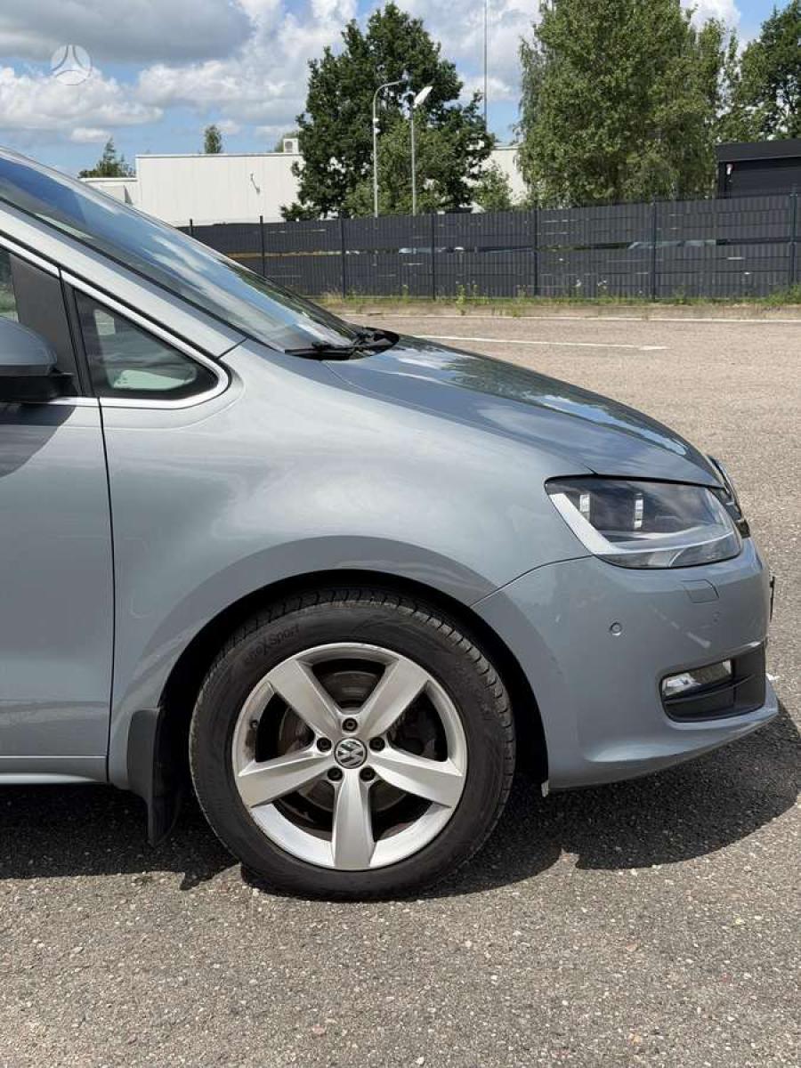 Pelēks Volkswagen Sharan 2011 Kėdainiai, ar dzinēja tilpumu 1.39 L un nobraukumu 290 tūkst. km par 6700 €, foto 12 vietnē AUTOMOTO.COM.LV