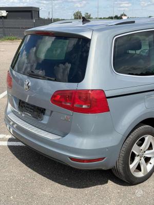 Pelēks Volkswagen Sharan 2011 Kėdainiai, ar dzinēja tilpumu 1.39 L un nobraukumu 290 tūkst. km par 6700 €, foto 14 vietnē AUTOMOTO.COM.LV